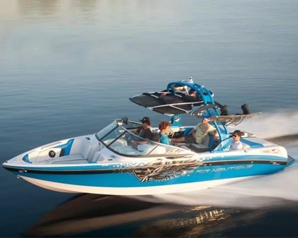 Water Sports Boat Adventure – Miami Tours and Water Adventures